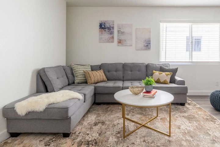 Cozy 2br/2ba Apt In Dt Alhambra + Ev Charger - Alhambra, CA