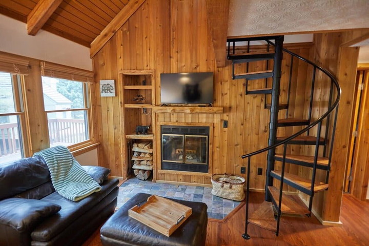 Black Bear Resort - Serene Cabin Retreat | Views, Deck & Resort Access - Davis, WV