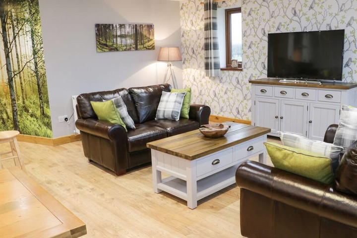 Woodman's Lodge, Family Friendly, With Hot Tub In Nantwich - Nantwich