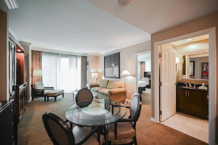 1bd/2ba Strip View Balcony No Resort Fee F3q2 - Henderson, NV