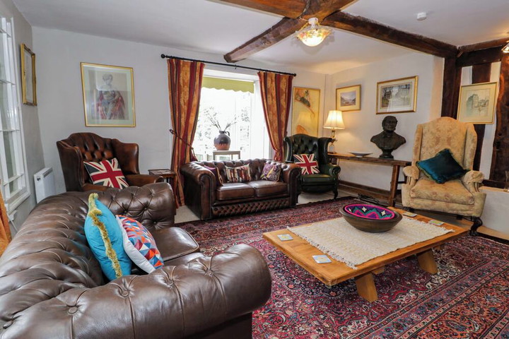 Bryn Dwr, Pet Friendly, Character Holiday Cottage In Llangollen - Llangollen