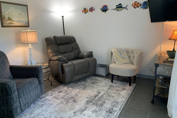 O1 Two Br Townhome In Ocean Walk With 1 King, 1 Queen Bed.  Recently Updated. - St. Simons Island, GA
