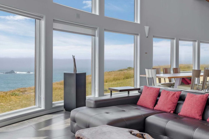 Gualala 3br Luxury Oceanfront Home With 270-degree Views & Hot Tub - Gualala, CA