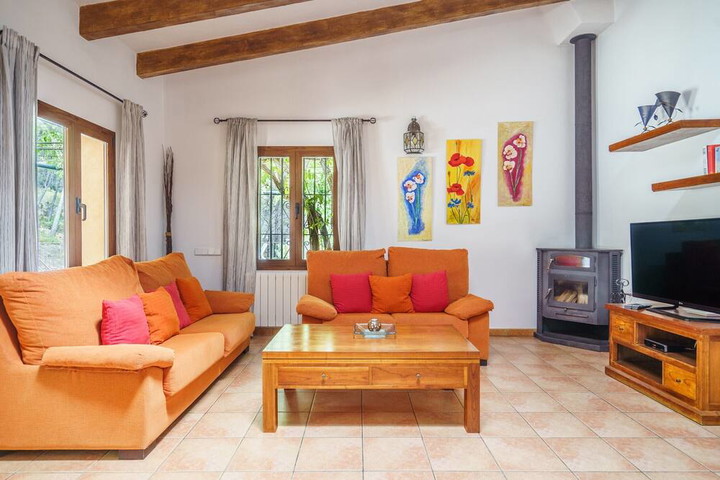 Maison De Vacances « Can Miquel De Sa Teia » Avec Vue Montagne, Piscine Privée Et Wi-fi - Sant Elm