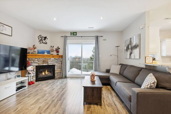 221 At Blue: Free Shuttle And Mountain Views - Ontario