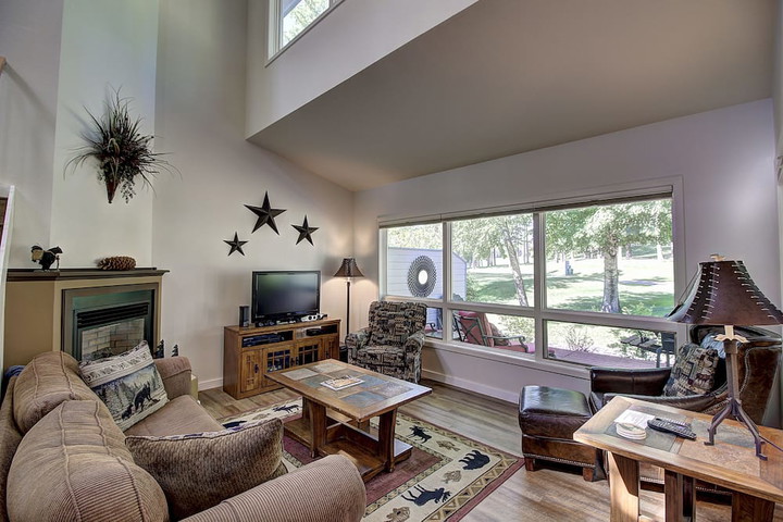 Townhome Located On The 11th Tee Box Of The Meadow Lake Golf Resort. - Columbia Falls, MT