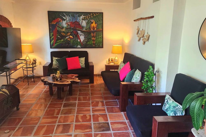 3br+3bt Ocean View Condo+2 Blocks To Beach & Malecon+pools+safe Location - Puerto Vallarta