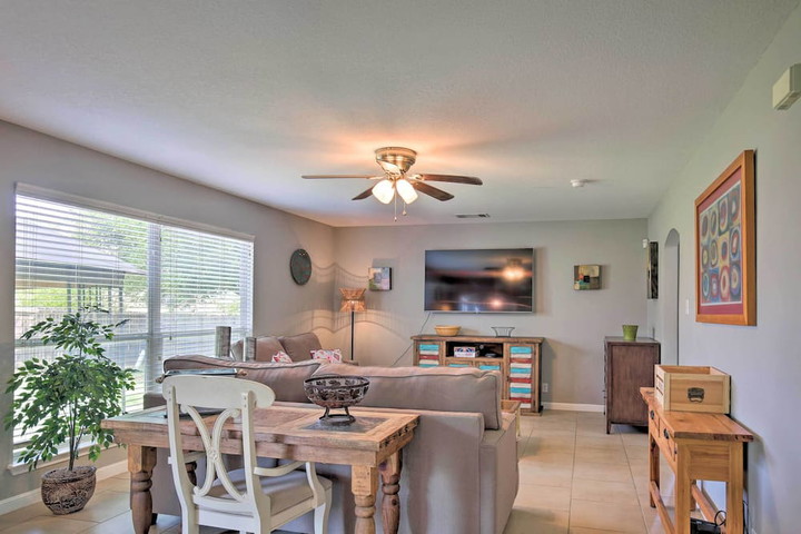 San Antonio Home W/ Hot Tub - 1 Mi To Seaworld - Lackland AFB, TX