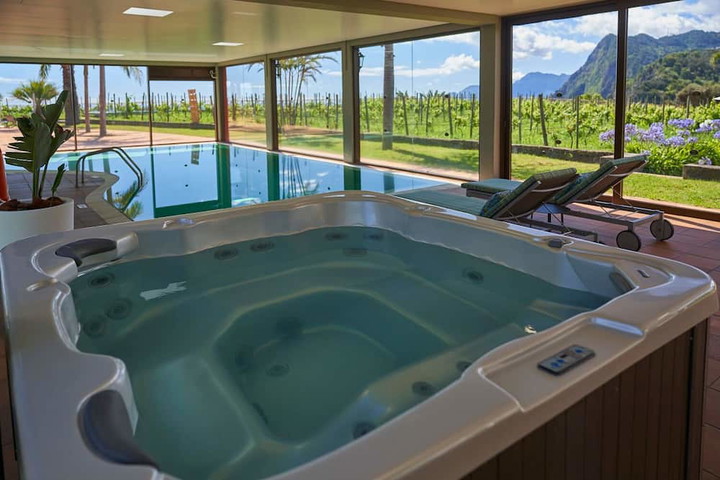 Calm Adjacent Room Tailored For Peaceful Retreats| Free Breakfast | Outdoor Pool - Santana