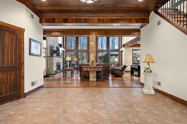 Luxury In The Heart Of Nemacolin, The Laurel Mountains Most Idyllic Resort Area. - Farmington, PA