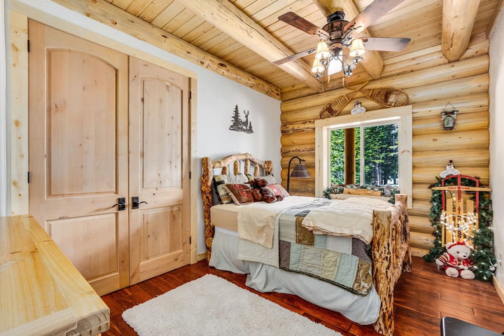 Lakefront Cabin In St. Mary's Glacier, Idaho Springs - Idaho Springs, CO