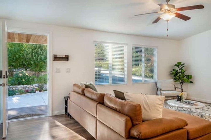Creek House - Water Front - Fontana, CA