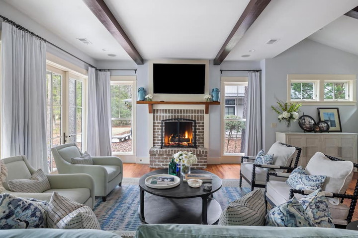 Pet-friendly W/ 3 Fireplaces + Golf Course Views - Bluffton, SC