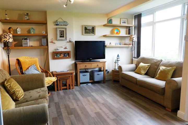 23 Hillside, Mundesley -  Located On A Quiet Site On The Cliff Top, Provides Stunning Views From The - Mundesley