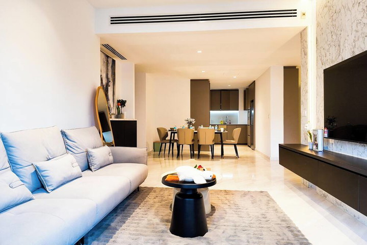 Jd Home Stay | Three Bedroom Apartment With Balcony @ Eaton Residence Klcc - Kuala Lumpur