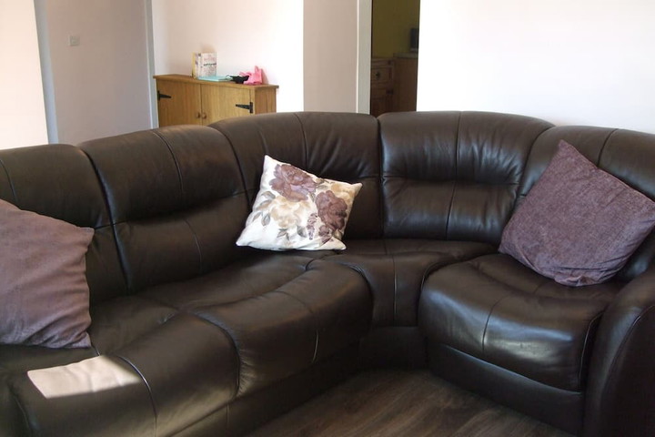 Barn Conversion In Beautiful Countryside, Sleeps 4 - Abergavenny