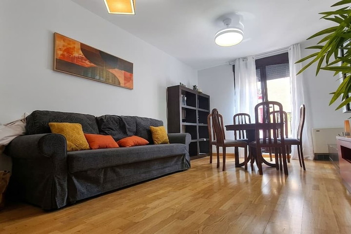 La Casa De Cloe | Terrace, Office, Free Parking, And Pets Welcome - Alcala de Henares