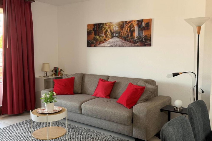 Cozy Holiday Apartment With Balcony, Pool And Sauna In Muralto - Locarno