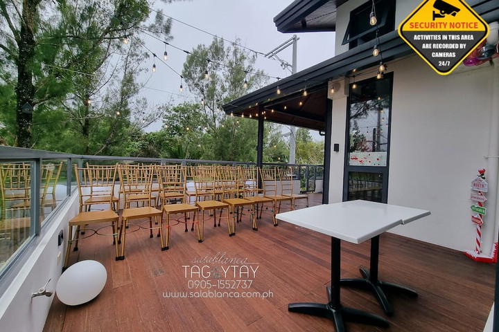 Salablanca Tagaytay Brand New Luxury Home With Plush Beds Balcony & Home Theater - Tagaytay