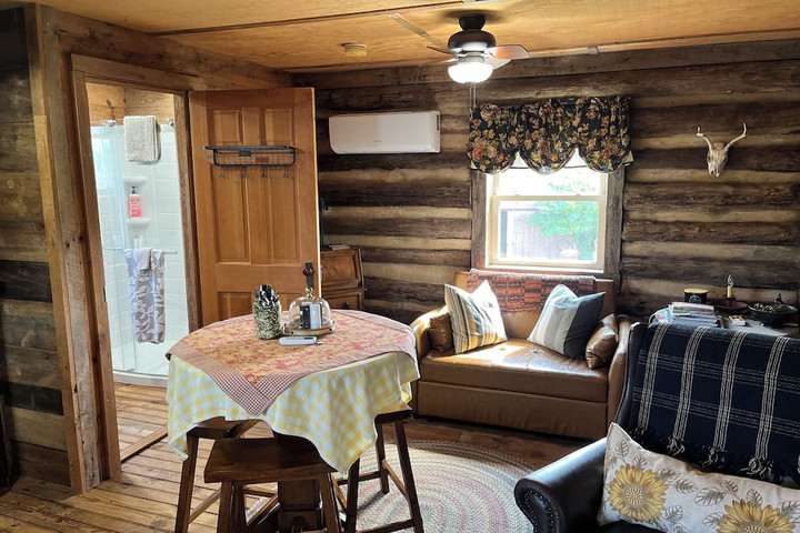 Come Stay On The Farm, Pet Friendly! Music City, Galax Va. Blue Ridge Mountains. - Galax, VA