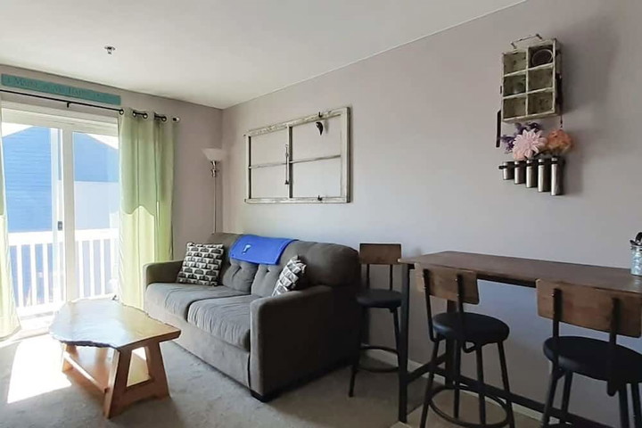 One Minute Walk To Wells Beach, Bellevue By The Sea Is Your Perfect Vacation! - Wells, ME