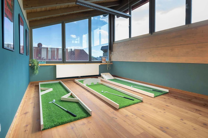 Alpine Clubhouse | Wellness & Entertainment - Seeshaupt