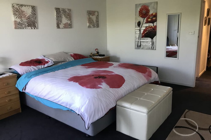 Seaview Crescent Modern Apartment - Tasmania