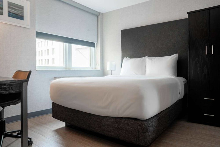 Steps From Little Italy + Free Wi-fi & Coffee Bar - New York