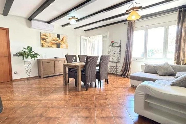 Charming Private House With Garden, 300m From Canyelles Beach - Sleeps 6, Roses, Spain - Roses