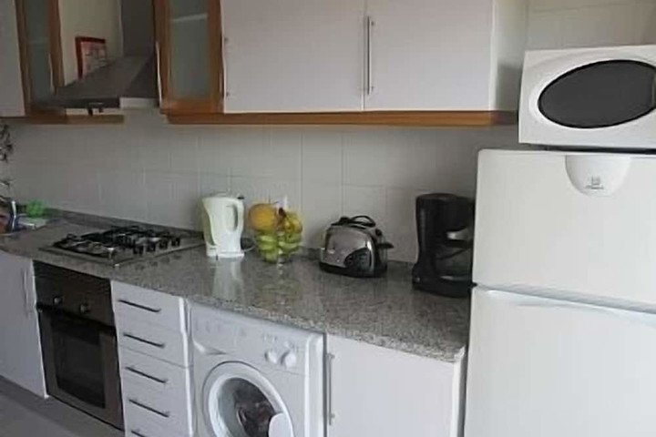 1 Bedroom Apartment Can Sleep 4 People With Private Pool And Air Conditioning - Armação de Pêra