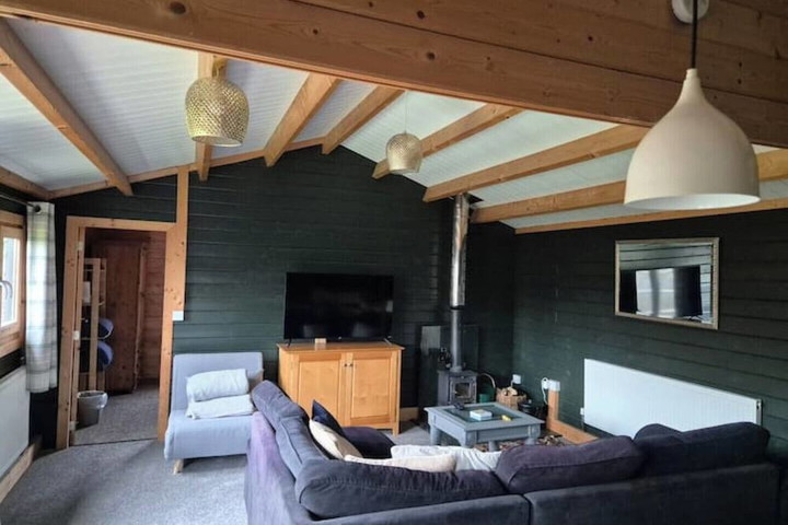 Cosy Cabin Close To Heathrow Airport, Windsor Castle, Legoland, Thorpe Park - Slough