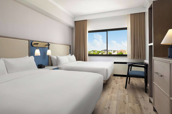 Stylish Downtown Getaway  Spacious & Serene | 3 Units - Greenwich