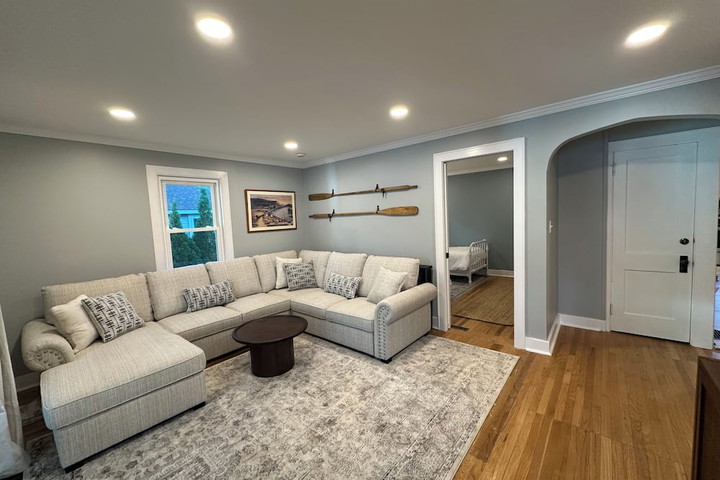 Glass Lake Cottage - Nassau, NY