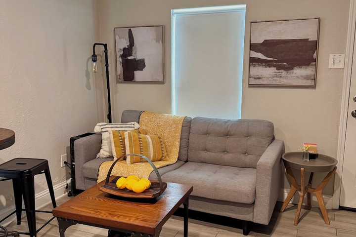 Tiny Home In Watauga. Casita  Beautiful Cottage! - Fort Worth, TX