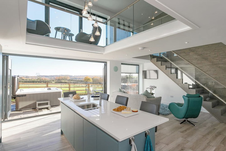 The Retreat - Ukc3845 - Staffordshire