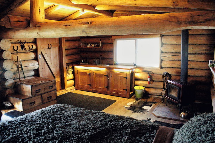 Beautiful, Waterfront Log Cabin On Very Private, Ranch.  Relax Off-grid! - Lac la Hache, BC