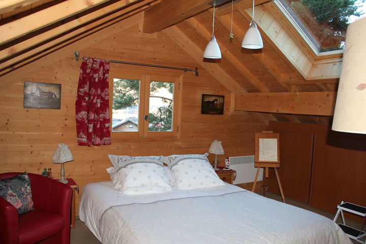 Lac D'annecy - Lathuile 74210, Chalet De Charme Vue Lac Et Montagnes - Haute-Savoie