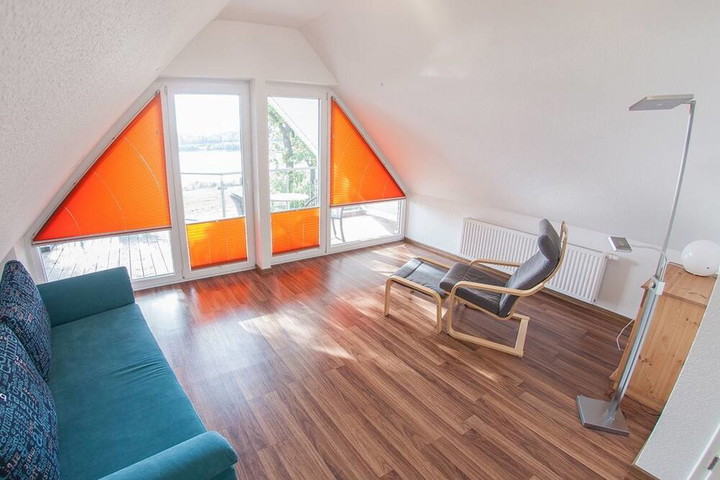 Mit Atemberaubendem Blick Auf Den See By Interhome - Rastede