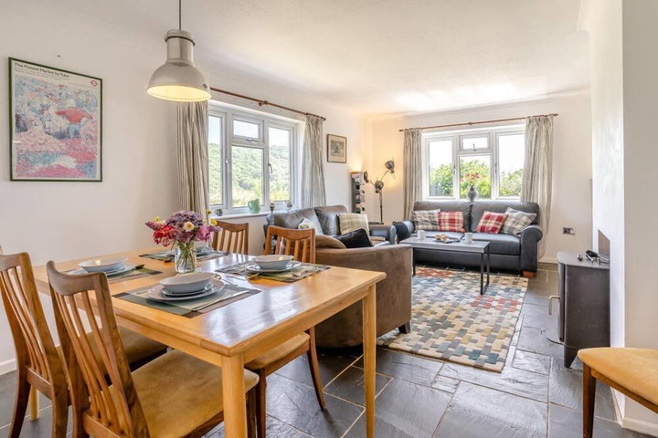 3 Bed In Llwyn Du (Oc-t44969) - Abergavenny