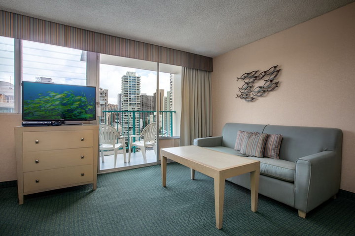 Aqua Aloha Surf Waikiki 1211 | City View Suite Pool & Bbq - O‘ahu, HI
