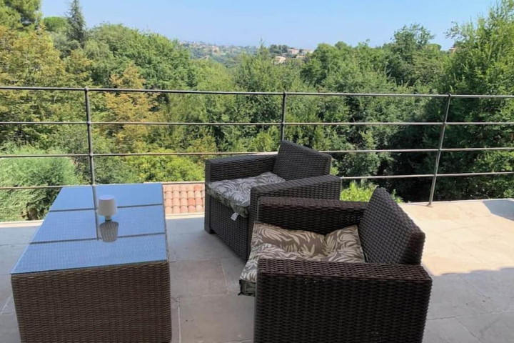 Apartment With A View  Surrounded By Greenery And Private Parking - Vence