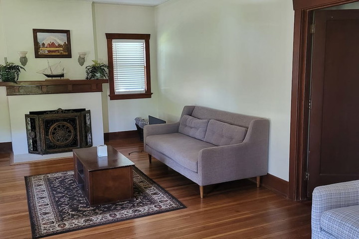 Charming 1925 House In The Heart Of Deland. - DeLand, FL