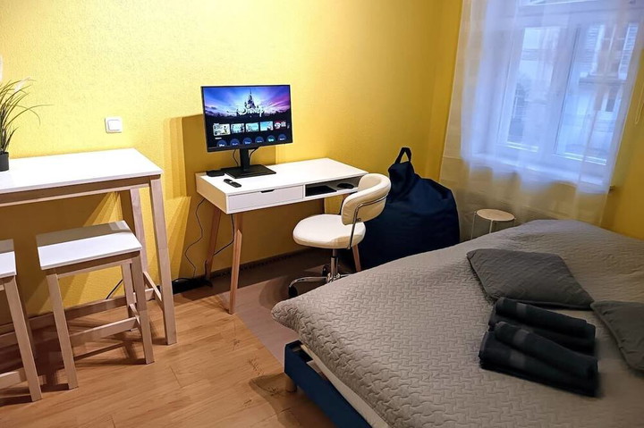 Peaceful Studio With Desk & Free Parking - Tallin