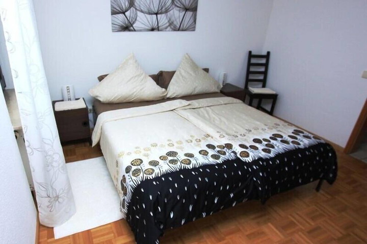 Ferienwohnung 'Ferienwohnung 2 Am Seepark Falk' Mit Balkon Und Wlan - Merzhausen