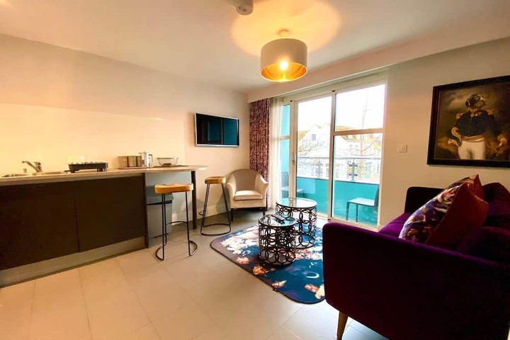 Stunning Apartment Inc. Free Parking & Fast Wifi - Poole