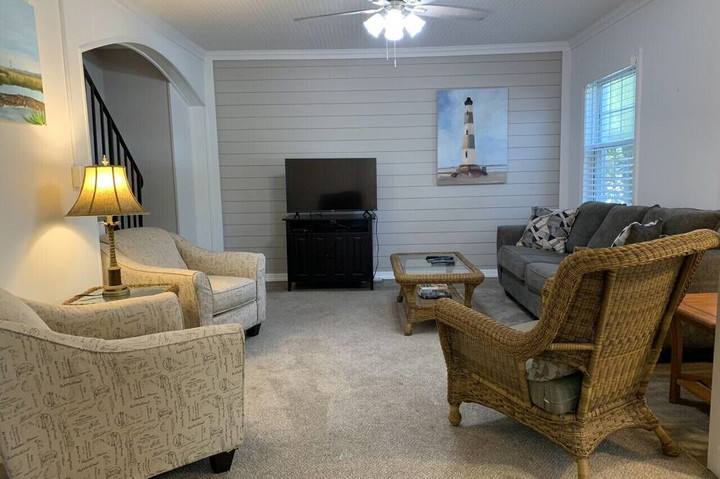 The Folly Jewel -  Sleeps 6 - Folly Beach, SC