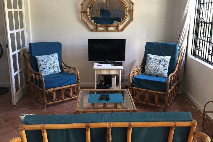 Fantastic Condo Near The Beach & Town!  Construction Discount! - Santa Lucía