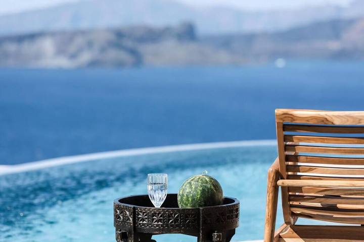 Grand Villa 2 With Private Heated Pool - Santorini
