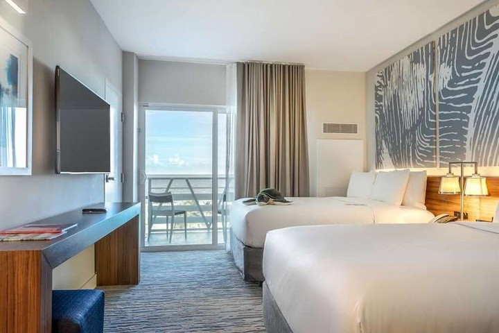 Oceanview Stay | Outdoor Pool | Near Fort Lauderdales Hotspots | 3 Modern Units - Fort Lauderdale