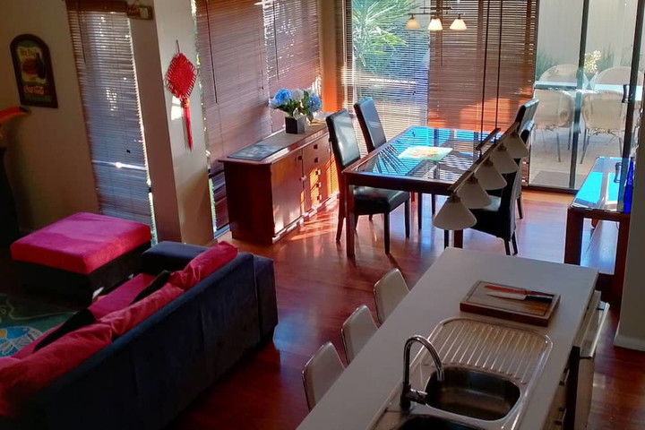 Modern Melville Plaza Townhouse Close To Swan River And Port Beach. - Fremantle